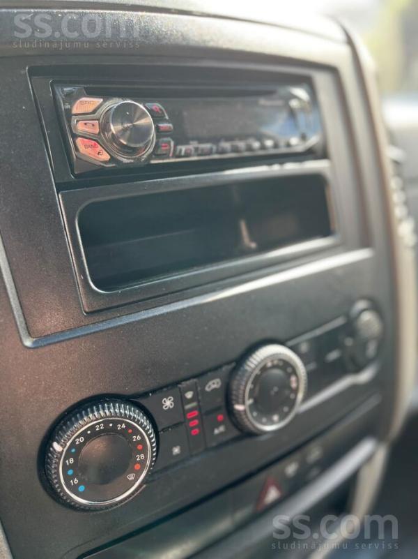 Balts Mercedes-Benz Sprinter 2013 Rīga, ar dzinēja tilpumu 2.20 L un nobraukumu 337 tūkst. km par 7500 €, foto 9 vietnē AUTOMOTO.COM.LV