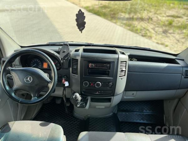 Balts Mercedes-Benz Sprinter 2013 Rīga, ar dzinēja tilpumu 2.20 L un nobraukumu 337 tūkst. km par 7500 €, foto 10 vietnē AUTOMOTO.COM.LV