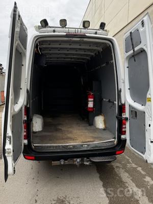 White Mercedes-Benz Sprinter 2013 in Riga, with an engine capacity of 2.20 L and mileage of 210 thousand km for 15500 €, photo 5 on AUTOMOTO.COM.LV