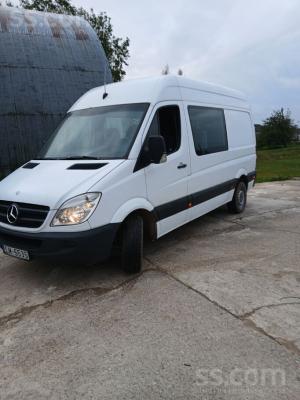 White Mercedes-Benz Sprinter 2013 in Saldus, with an engine capacity of 2.20 L and mileage of 451 thousand km for 5800 €, photo 3 on AUTOMOTO.COM.LV
