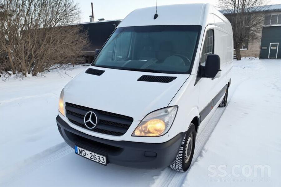 White Mercedes-Benz Sprinter 2014 in Talsi, with an engine capacity of 2.20 L and mileage of 433 thousand km for 8700 €, photo 2 on AUTOMOTO.COM.LV