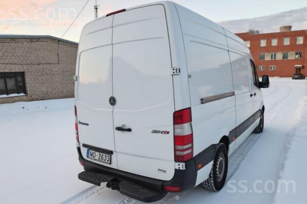 White Mercedes-Benz Sprinter 2014 in Talsi, with an engine capacity of 2.20 L and mileage of 433 thousand km for 8700 €, photo 4 on AUTOMOTO.COM.LV