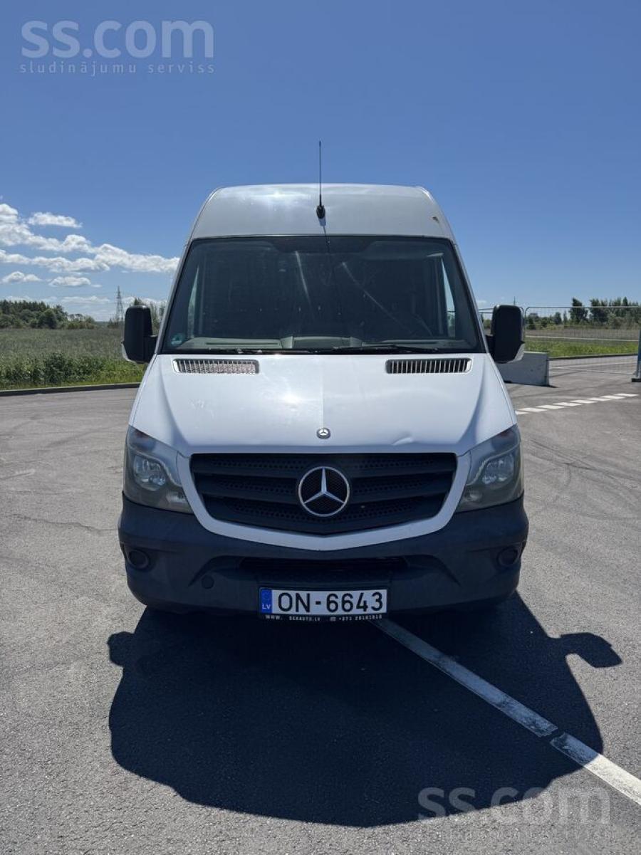 White Mercedes-Benz Sprinter 2014 in Liepaja, with an engine capacity of 2.20 L and mileage of 478 thousand km for 13900 €, photo 4 on AUTOMOTO.COM.LV