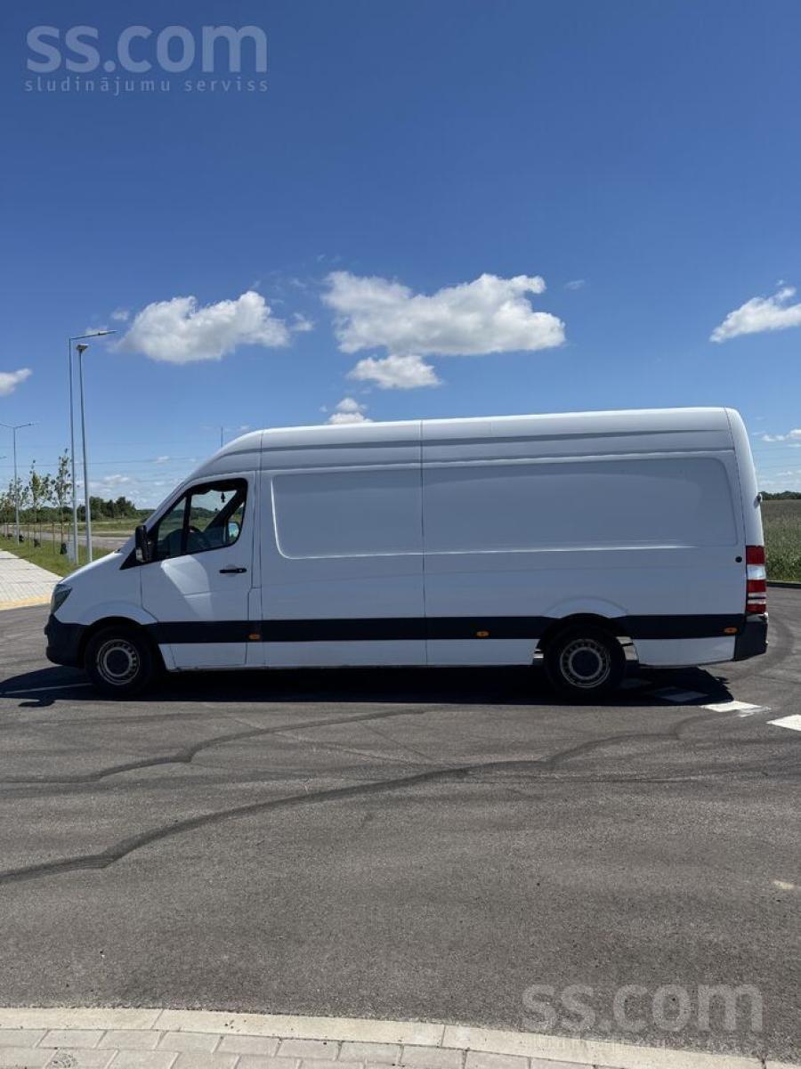 White Mercedes-Benz Sprinter 2014 in Liepaja, with an engine capacity of 2.20 L and mileage of 478 thousand km for 13900 €, photo 7 on AUTOMOTO.COM.LV