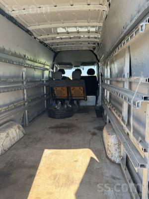 White Mercedes-Benz Sprinter 2014 in Liepaja, with an engine capacity of 2.20 L and mileage of 478 thousand km for 13900 €, photo 12 on AUTOMOTO.COM.LV