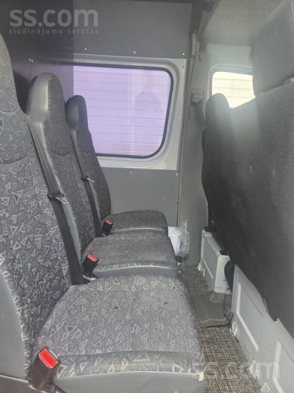 White Mercedes-Benz Sprinter 2014 in Riga, with an engine capacity of 2.10 L and mileage of 270 thousand km for 10000 €, photo 4 on AUTOMOTO.COM.LV