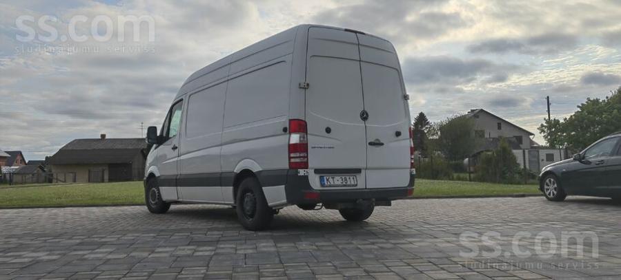 Balts Mercedes-Benz Sprinter 2015 Rīga, ar dzinēja tilpumu 2.20 L un nobraukumu 647 tūkst. km par 5500 €, foto 5 vietnē AUTOMOTO.COM.LV