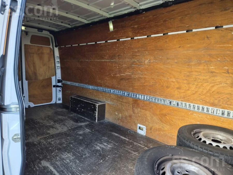 White Mercedes-Benz Sprinter 2015 in Riga, with an engine capacity of 2.20 L and mileage of 240 thousand km for 13950 €, photo 15 on AUTOMOTO.COM.LV