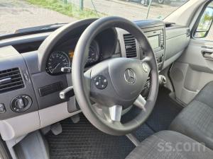 White Mercedes-Benz Sprinter 2015 in Riga, with an engine capacity of 2.20 L and mileage of 240 thousand km for 13950 €, photo 18 on AUTOMOTO.COM.LV