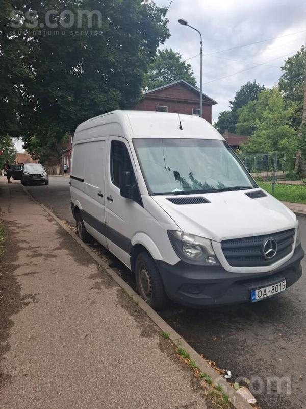 White Mercedes-Benz Sprinter 2016 in Riga, with an engine capacity of 2.20 L and mileage of 205 thousand km for 7490 €, photo 2 on AUTOMOTO.COM.LV