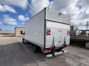 Balts Mercedes-Benz Sprinter 2016 Rīga, ar dzinēja tilpumu 2.20 L un nobraukumu 382 tūkst. km par 11000 €, foto 8 vietnē AUTOMOTO.COM.LV