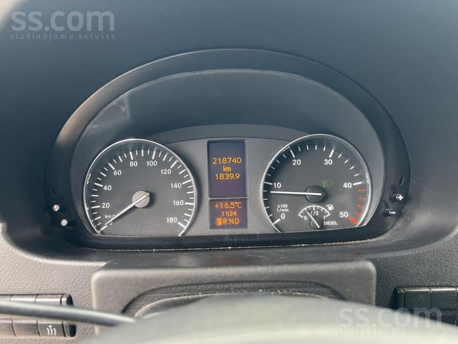 White Mercedes-Benz Sprinter 2016 in Rezekne, with an engine capacity of 2.20 L and mileage of 212 thousand km for 18500 €, photo 18 on AUTOMOTO.COM.LV