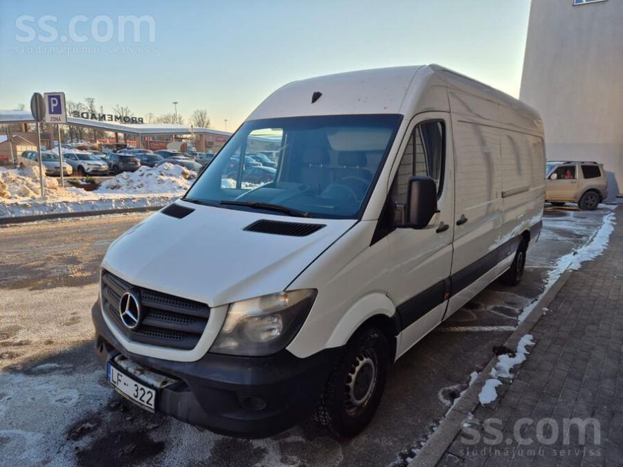 White Mercedes-Benz Sprinter 2016 in Riga, with an engine capacity of 2.10 L and mileage of 410 thousand km for 5900 €, photo 3 on AUTOMOTO.COM.LV