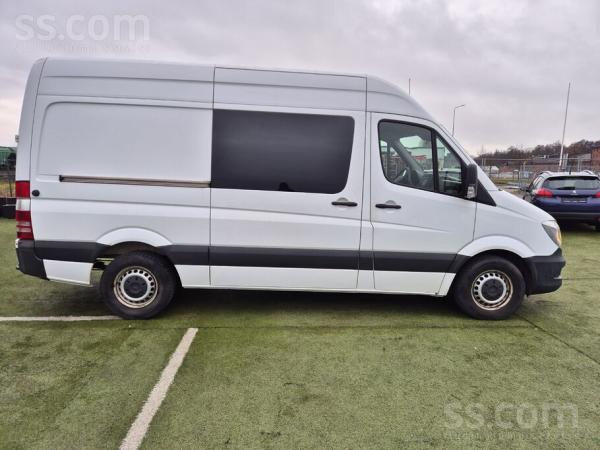 Balts Mercedes-Benz Sprinter 2017 Liepāja, ar dzinēja tilpumu 2.10 L un nobraukumu 171 tūkst. km par 13000 €, foto 4 vietnē AUTOMOTO.COM.LV