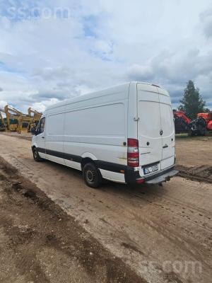 White Mercedes-Benz Sprinter 2017 in Riga, with an engine capacity of 2.20 L and mileage of 264 thousand km for 10000 €, photo 7 on AUTOMOTO.COM.LV