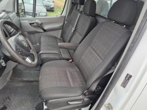 Balts Mercedes-Benz Sprinter 2017 Rīga, ar dzinēja tilpumu 2.10 L un nobraukumu 171 tūkst. km par 14000 €, foto 12 vietnē AUTOMOTO.COM.LV