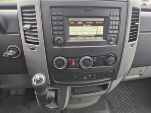 Balts Mercedes-Benz Sprinter 2017 Rīga, ar dzinēja tilpumu 2.10 L un nobraukumu 171 tūkst. km par 14000 €, foto 14 vietnē AUTOMOTO.COM.LV