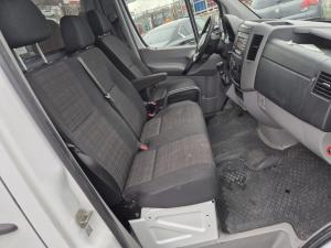 Balts Mercedes-Benz Sprinter 2017 Rīga, ar dzinēja tilpumu 2.10 L un nobraukumu 171 tūkst. km par 14000 €, foto 16 vietnē AUTOMOTO.COM.LV