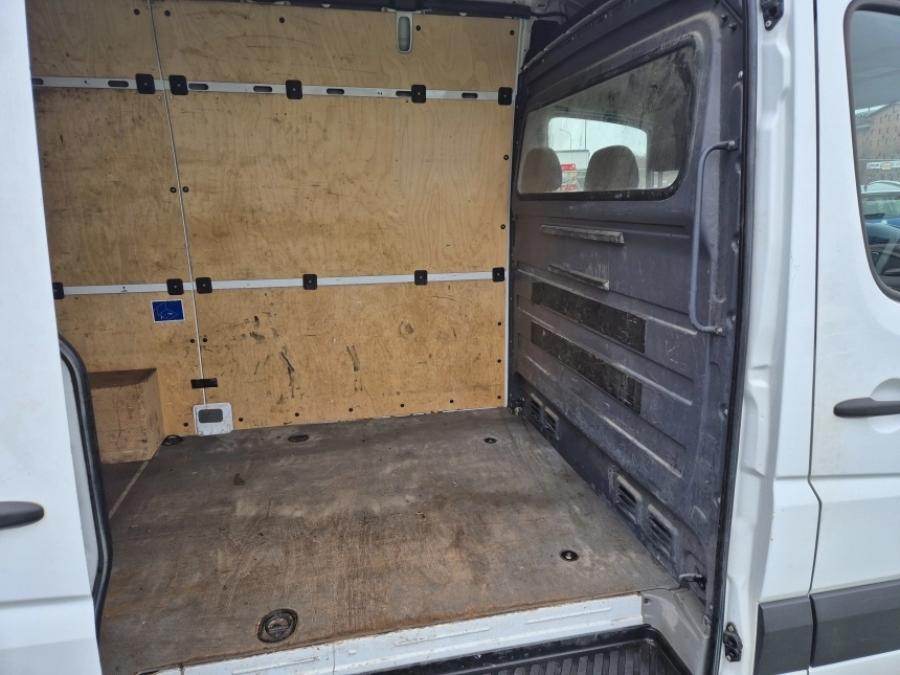 Balts Mercedes-Benz Sprinter 2017 Rīga, ar dzinēja tilpumu 2.10 L un nobraukumu 171 tūkst. km par 14000 €, foto 17 vietnē AUTOMOTO.COM.LV