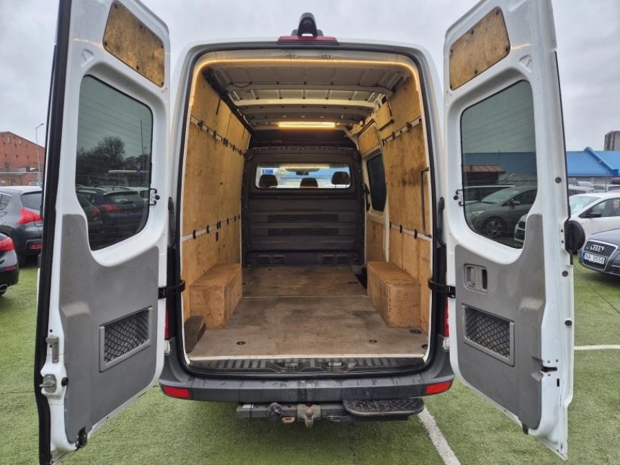 Balts Mercedes-Benz Sprinter 2017 Rīga, ar dzinēja tilpumu 2.10 L un nobraukumu 171 tūkst. km par 14000 €, foto 19 vietnē AUTOMOTO.COM.LV