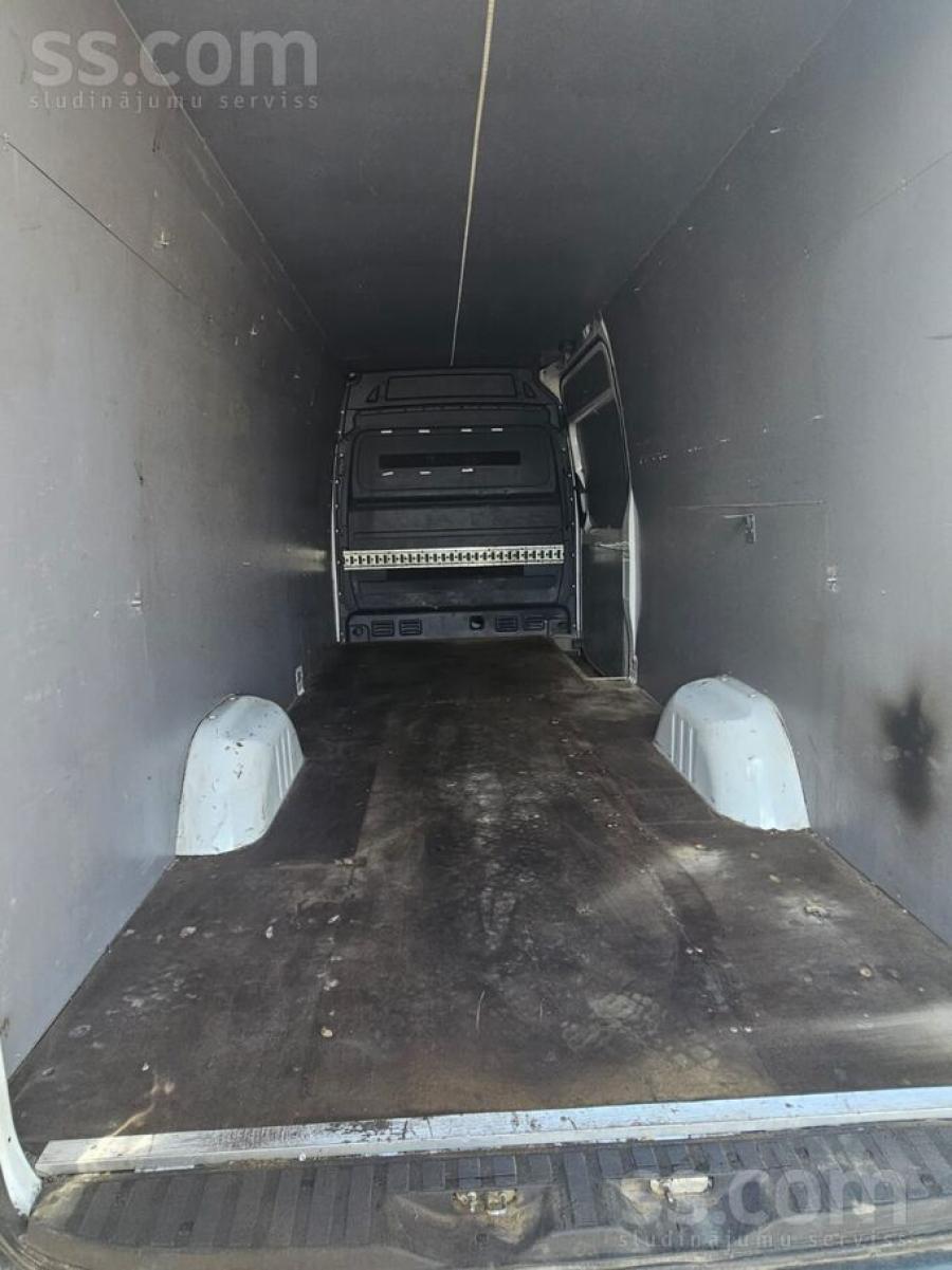 Balts Mercedes-Benz Sprinter 2017 Rīga, ar dzinēja tilpumu 2.20 L un nobraukumu 292 tūkst. km par 10000 €, foto 7 vietnē AUTOMOTO.COM.LV