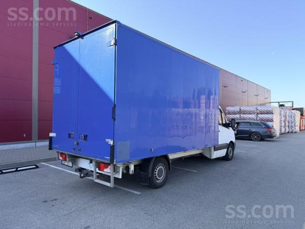White Mercedes-Benz Sprinter 2017 in Riga, with an engine capacity of 2.20 L and mileage of 277 thousand km for 14900 €, photo 2 on AUTOMOTO.COM.LV