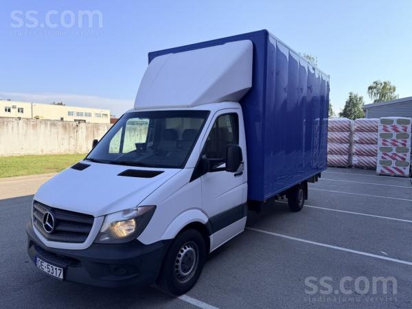 White Mercedes-Benz Sprinter 2017 in Riga, with an engine capacity of 2.20 L and mileage of 277 thousand km for 14900 €, photo 4 on AUTOMOTO.COM.LV