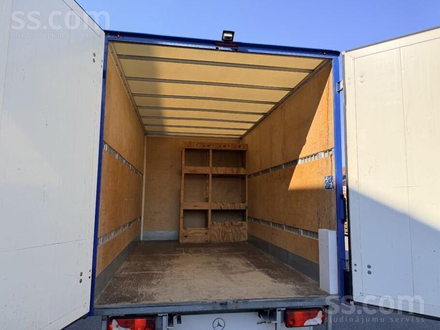 Balts Mercedes-Benz Sprinter 2017 Rīga, ar dzinēja tilpumu 2.20 L un nobraukumu 277 tūkst. km par 14900 €, foto 6 vietnē AUTOMOTO.COM.LV