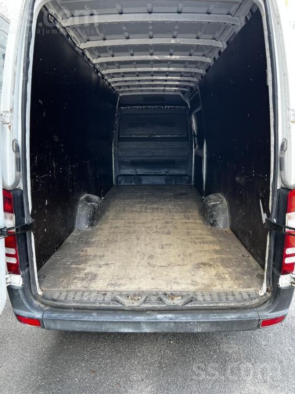 White Mercedes-Benz Sprinter 2017 in Riga, with an engine capacity of 2.20 L and mileage of 396 thousand km for 11300 €, photo 4 on AUTOMOTO.COM.LV