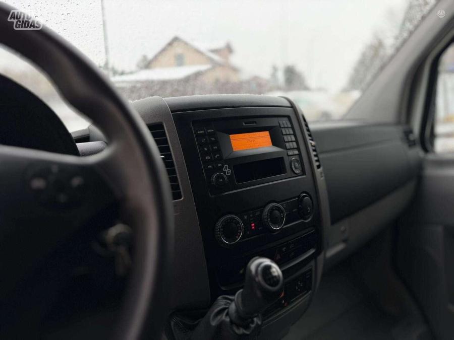 Белый Мерседес Спринтер 2018 в Клайпеда, объемом двигателя 2.10 л и пробегом 285 тыс. км за 18700 €, фото 19 на AUTOMOTO.COM.LV