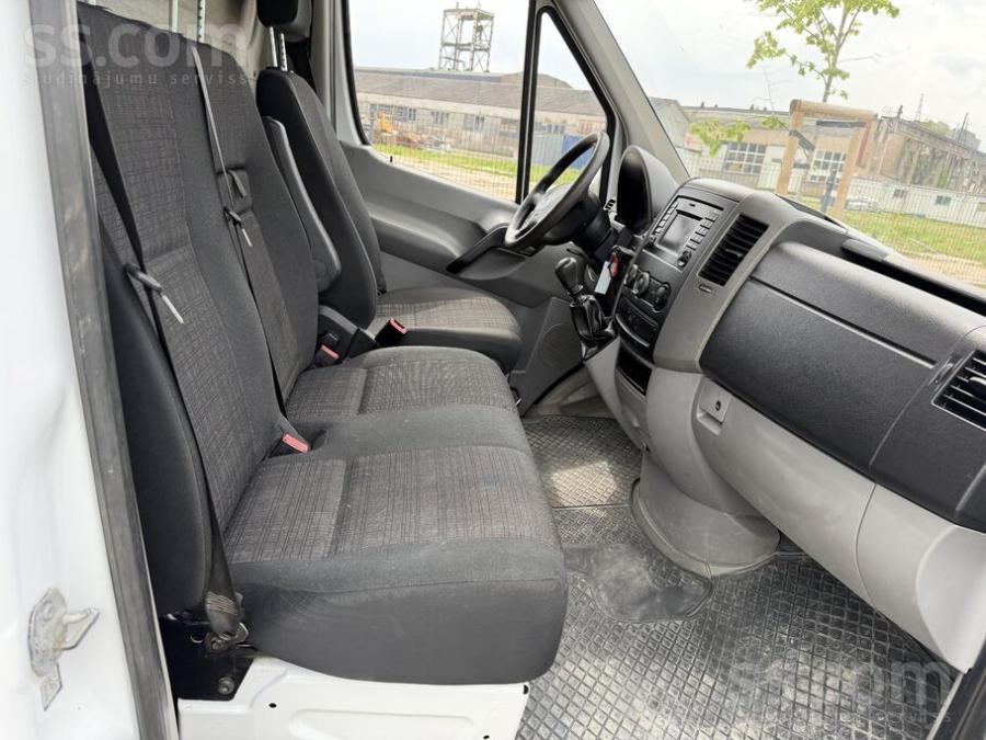 Balts Mercedes-Benz Sprinter 2018 Jelgava, ar dzinēja tilpumu 2.20 L un nobraukumu 225 tūkst. km par 12500 €, foto 15 vietnē AUTOMOTO.COM.LV