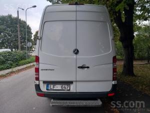 Balts Mercedes-Benz Sprinter 2018 Rīga, ar dzinēja tilpumu 2.20 L un nobraukumu 296 tūkst. km par 9550 €, foto 4 vietnē AUTOMOTO.COM.LV