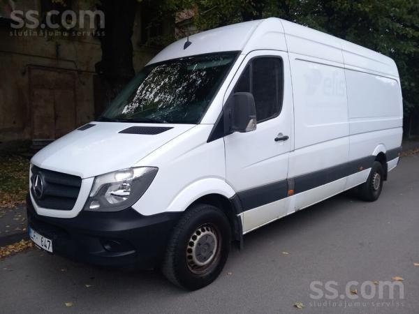 White Mercedes-Benz Sprinter 2018 in Riga, with an engine capacity of 2.20 L and mileage of 296 thousand km for 9550 €, photo 6 on AUTOMOTO.COM.LV