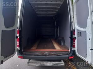 Balts Mercedes-Benz Sprinter 2018 Rīga, ar dzinēja tilpumu 2.20 L un nobraukumu 296 tūkst. km par 9550 €, foto 10 vietnē AUTOMOTO.COM.LV