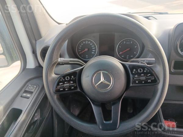 Balts Mercedes-Benz Sprinter 2019 Ogre, ar dzinēja tilpumu 2.10 L un nobraukumu 242 tūkst. km par 23000 €, foto 8 vietnē AUTOMOTO.COM.LV