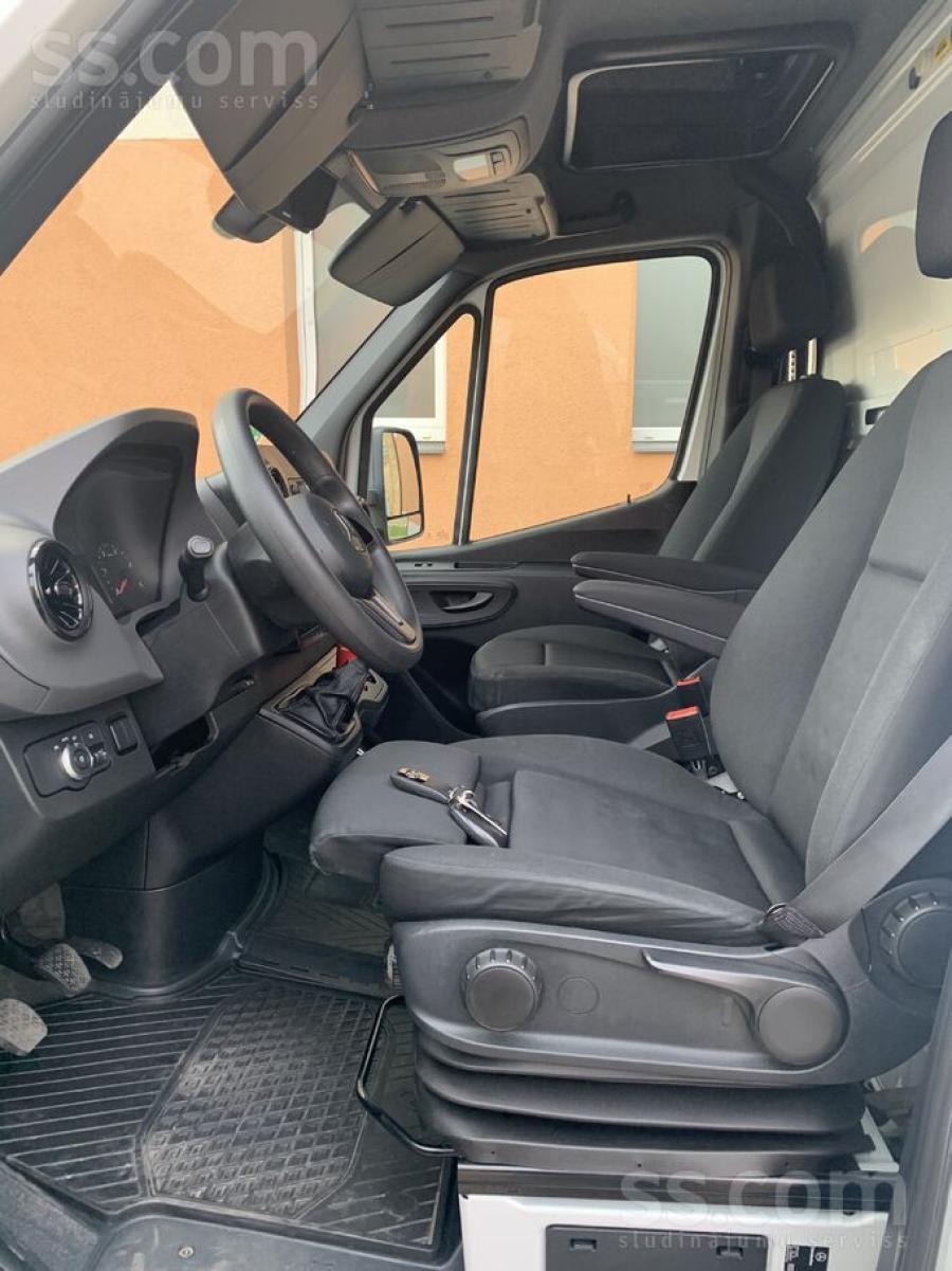 Balts Mercedes-Benz Sprinter 2019 Jelgava, ar dzinēja tilpumu 2.20 L un nobraukumu 355 tūkst. km par 25700 €, foto 5 vietnē AUTOMOTO.COM.LV
