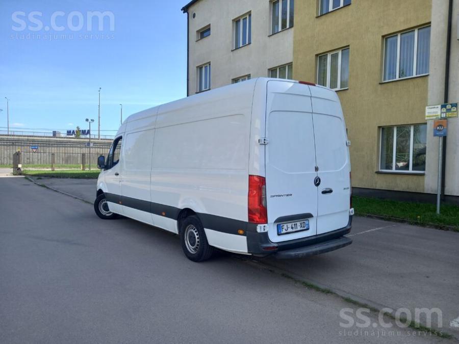 White Mercedes-Benz Sprinter 2019 in Riga, with an engine capacity of 2.20 L and mileage of 0 thousand km for 25999 €, photo 4 on AUTOMOTO.COM.LV