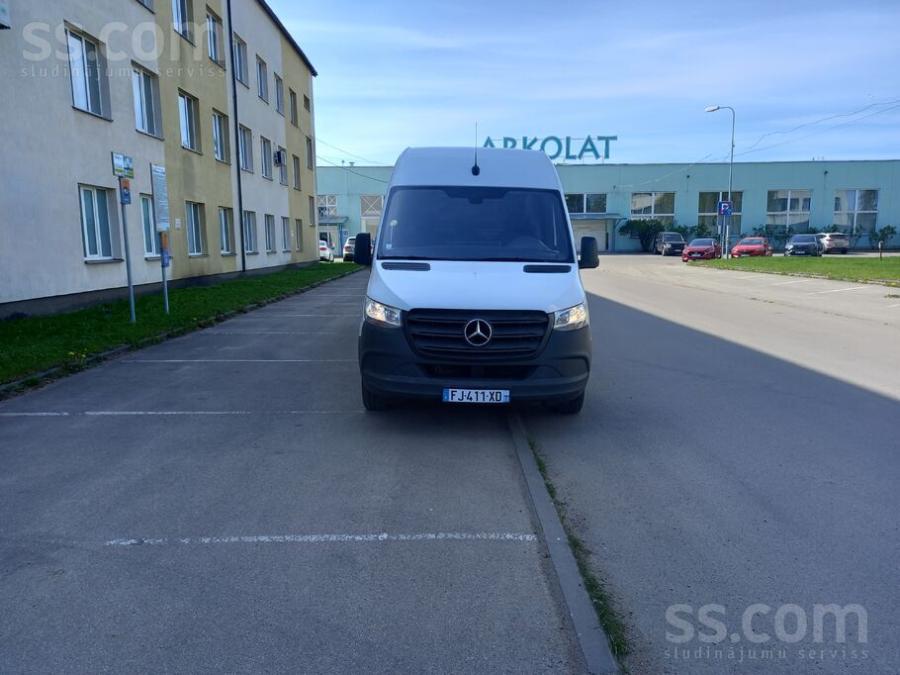 White Mercedes-Benz Sprinter 2019 in Riga, with an engine capacity of 2.20 L and mileage of 0 thousand km for 25999 €, photo 6 on AUTOMOTO.COM.LV