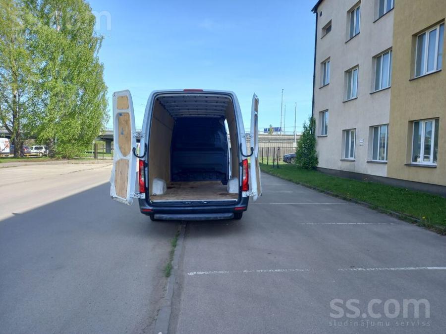 White Mercedes-Benz Sprinter 2019 in Riga, with an engine capacity of 2.20 L and mileage of 0 thousand km for 25999 €, photo 9 on AUTOMOTO.COM.LV