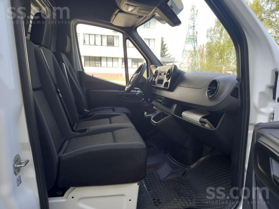 White Mercedes-Benz Sprinter 2019 in Riga, with an engine capacity of 2.20 L and mileage of 0 thousand km for 25999 €, photo 12 on AUTOMOTO.COM.LV