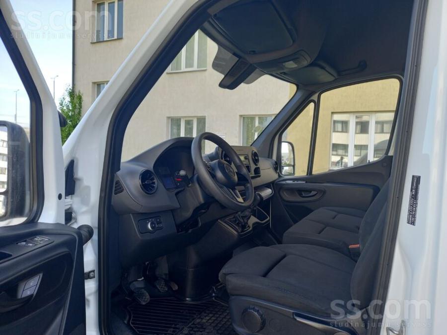White Mercedes-Benz Sprinter 2019 in Riga, with an engine capacity of 2.20 L and mileage of 0 thousand km for 25999 €, photo 14 on AUTOMOTO.COM.LV