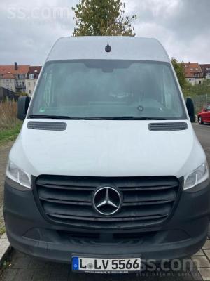 White Mercedes-Benz Sprinter 2019 in Riga, with an engine capacity of 2.20 L and mileage of 248 thousand km for 18500 €, photo  on AUTOMOTO.COM.LV