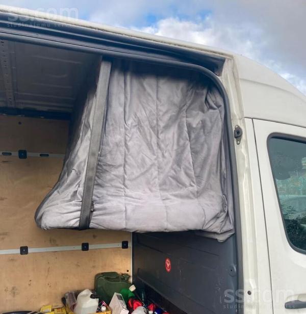 White Mercedes-Benz Sprinter 2019 in Riga, with an engine capacity of 2.20 L and mileage of 248 thousand km for 18500 €, photo 2 on AUTOMOTO.COM.LV