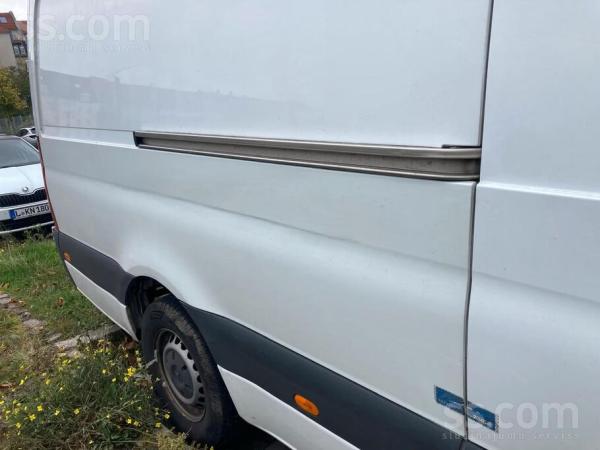 White Mercedes-Benz Sprinter 2019 in Riga, with an engine capacity of 2.20 L and mileage of 248 thousand km for 18500 €, photo 7 on AUTOMOTO.COM.LV