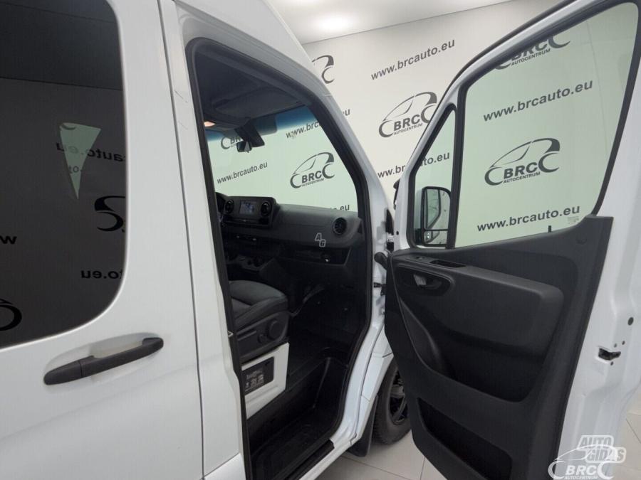 Balts Mercedes-Benz Sprinter 2019 Avižieniai, ar dzinēja tilpumu 2.10 L un nobraukumu 450 tūkst. km par 19900 €, foto 6 vietnē AUTOMOTO.COM.LV