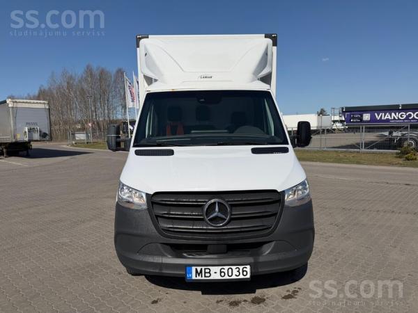 White Mercedes-Benz Sprinter 2019 in Riga, with an engine capacity of 2.10 L and mileage of 150 thousand km for 27500 €, photo 1 on AUTOMOTO.COM.LV