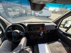 White Mercedes-Benz Sprinter 2019 in Riga, with an engine capacity of 2.10 L and mileage of 150 thousand km for 27500 €, photo 11 on AUTOMOTO.COM.LV