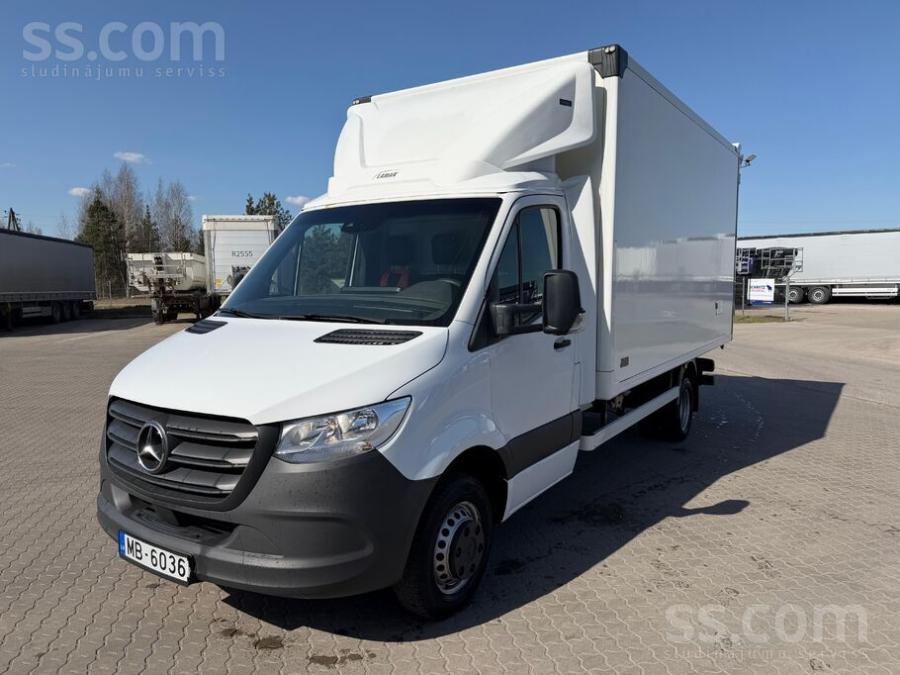 White Mercedes-Benz Sprinter 2019 in Riga, with an engine capacity of 2.10 L and mileage of 150 thousand km for 27500 €, photo 13 on AUTOMOTO.COM.LV