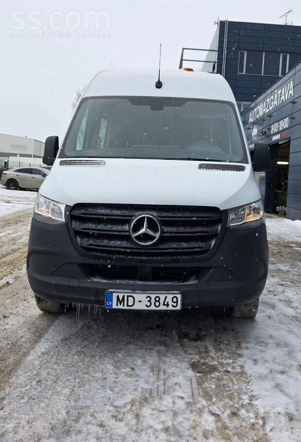 Белый Мерседес Спринтер 2019 в Рига, объемом двигателя 3.00 л и пробегом 252 тыс. км за 21780 €, фото 4 на AUTOMOTO.COM.LV