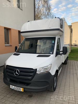 White Mercedes-Benz Sprinter 2019 in Jelgava, with an engine capacity of 2.20 L and mileage of 377 thousand km for 25700 €, photo  on AUTOMOTO.COM.LV